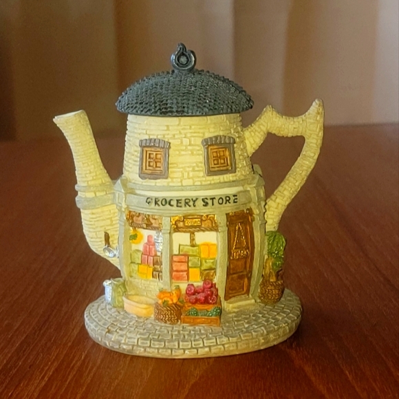 Unique Vintage | Accents | Vintage Hometown Teapot Cottages Miniature ...